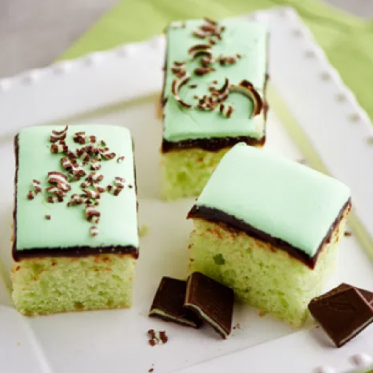 Minty and Flavorful Grasshopper Cake - Just Jill