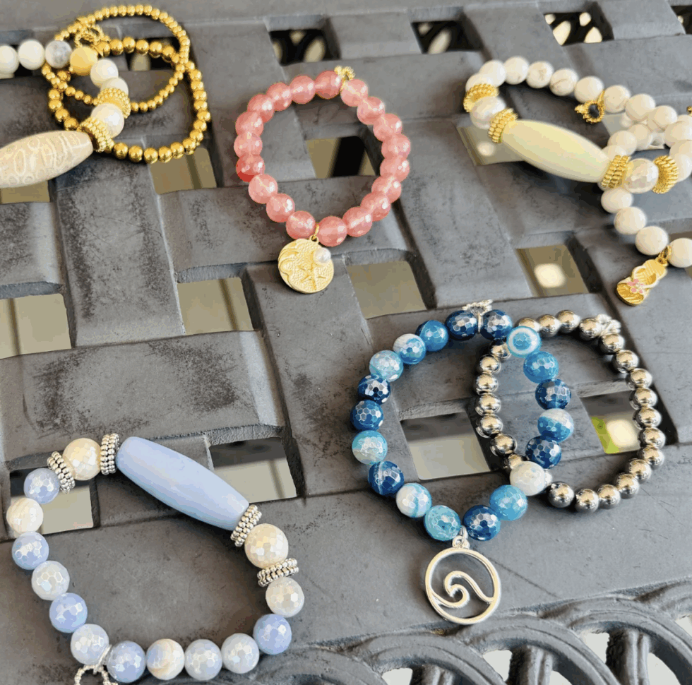 Top Summer Accessories to Update Your Seasonal Wardrobe